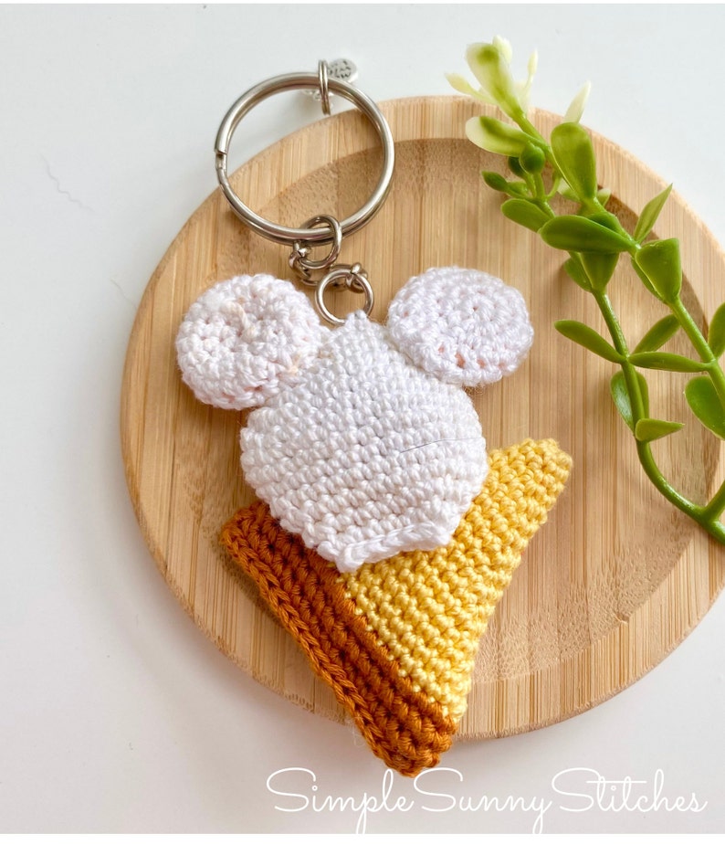Mouse Eating Pizza Keychain Crochet Pattern PDF File - Etsy