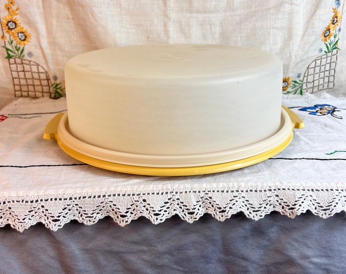 Vintage Tupperware Pie Carrier Cupcake Carrier Mid Century Kitchen - Etsy