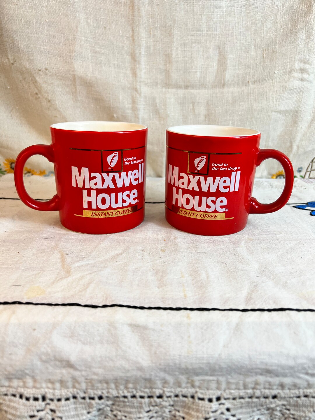 Set of 2 Maxwell House Bright Red Instant Coffee Mugs, White Lettering ...
