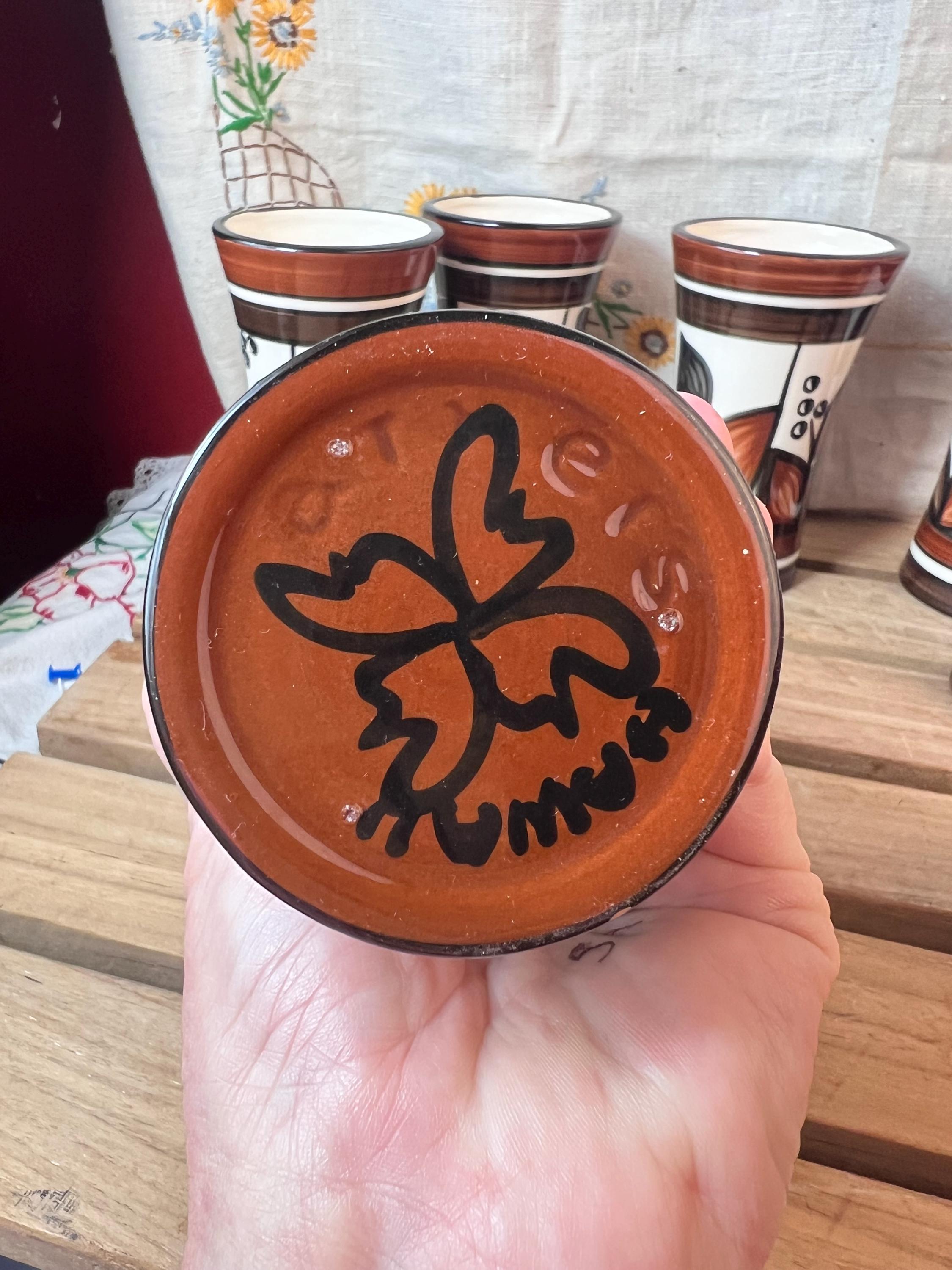 Hawaii Designs Set of 7 Pottery Mugs With Matching Round Serving Tray ...