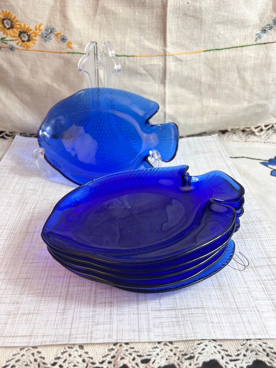 Set of 6 Vintage Arcopal Cobalt Blue Glass Fish Small Dessert/appetizer ...