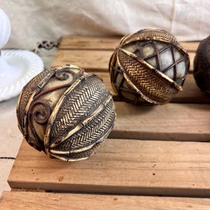 Set of 4 Decorative Weighted Resin Balls Distressed Metal Coloruniquely ...