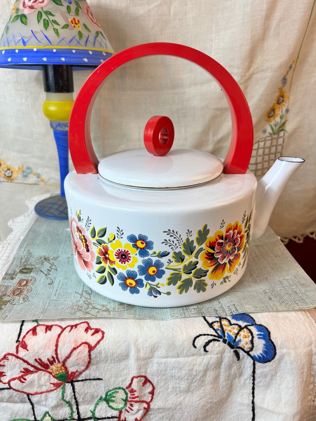Vintage Enamel TEAPOT Kettle Mid Century Modern Flowers Floral Plastic ...