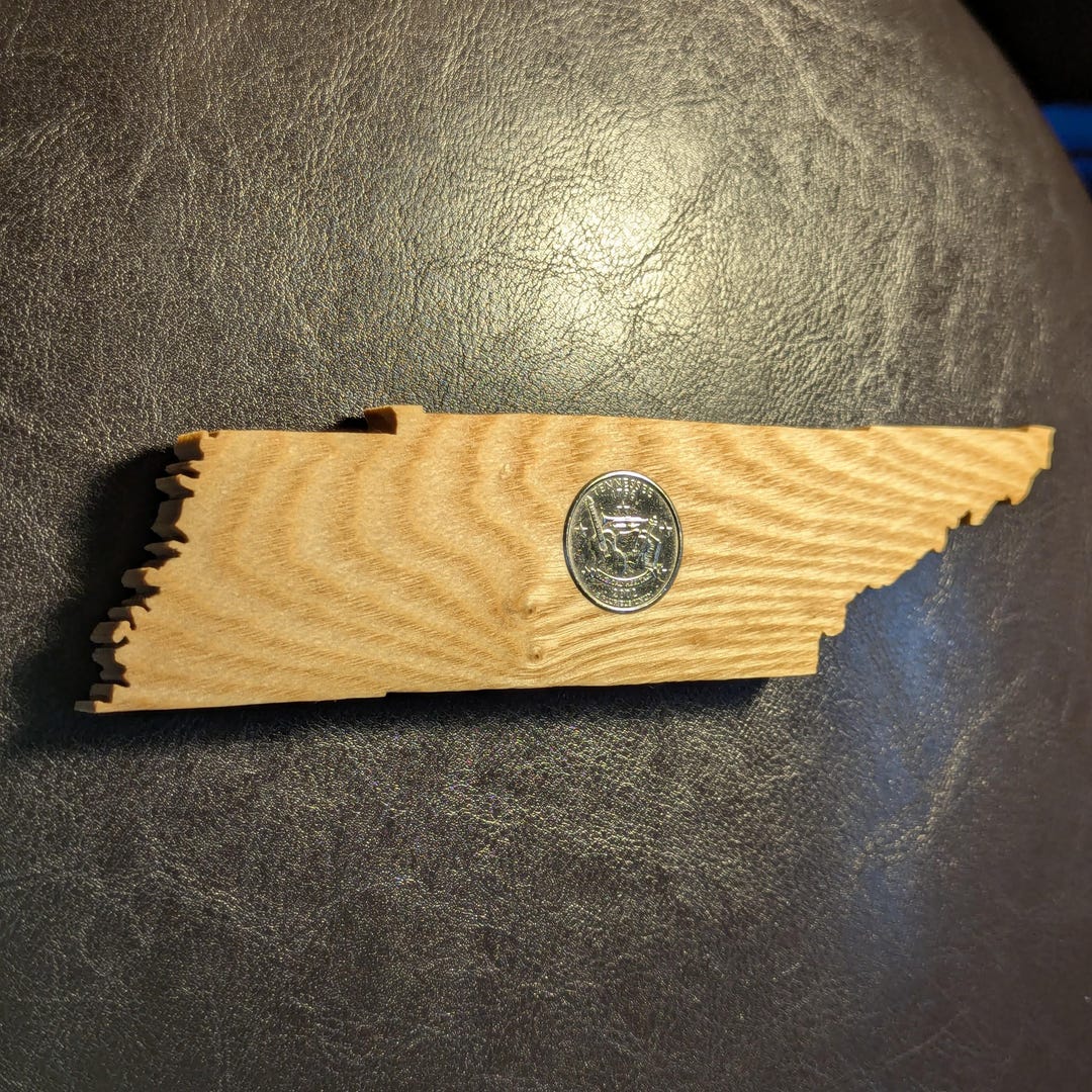 Tennessee Magnet in Solid Ash With a Tennessee State Quarter Embedded ...