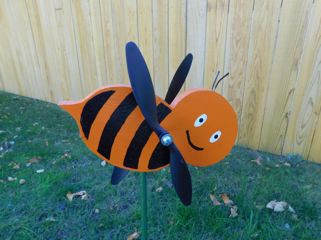 Bumble Bee Wind Spinner Whirligig Yard Garden Decor Bee Decro Outdoor ...
