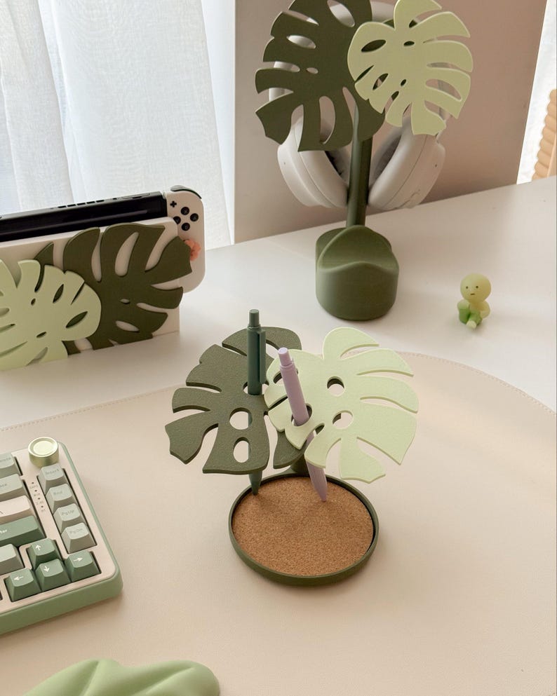 Monstera Pen Holder: Two-tone Green Cozy Desk Organizer - Etsy