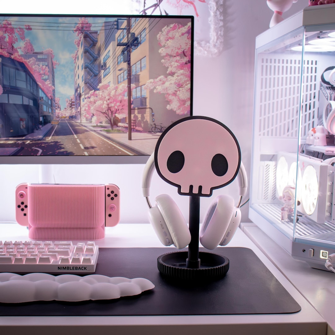 Skull Headphone Stand – Spooky Kawaii Desk Organizer - Etsy