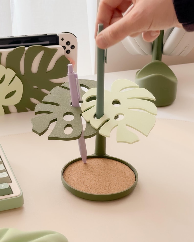 Monstera Pen Holder: Two-tone Green Cozy Desk Organizer - Etsy