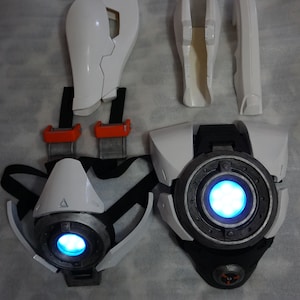 Tracer Chronal Accelerator, Arm Armor - Etsy