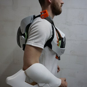 Tracer Chronal Accelerator, Arm Armor - Etsy