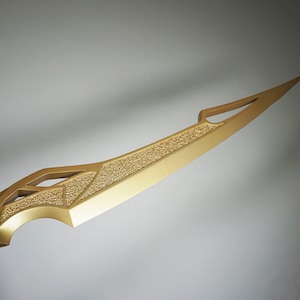 Moon Glaive - Etsy