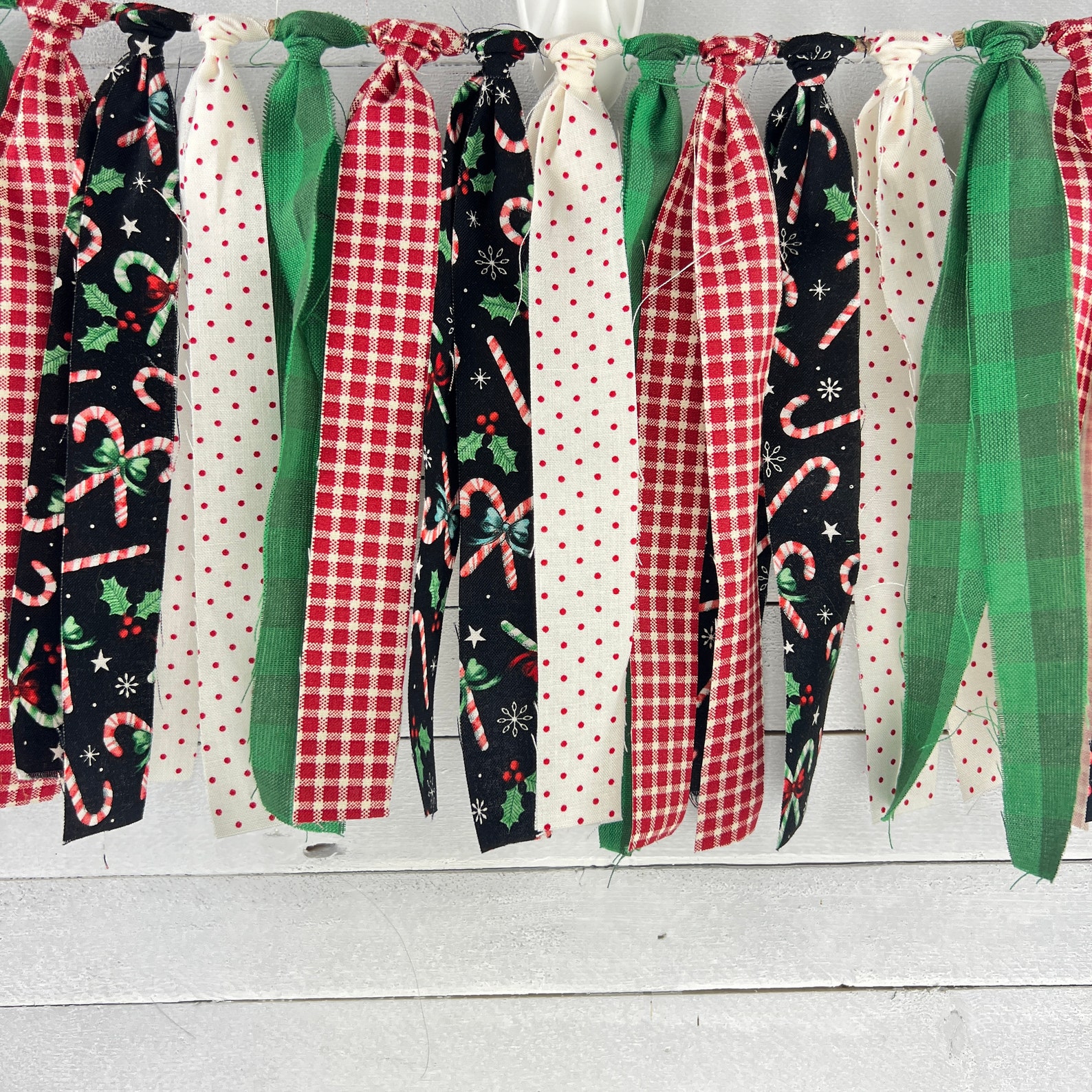 Christmas Rag Tie Garland, Rustic Christmas Mantle Fabric Rag Tie ...
