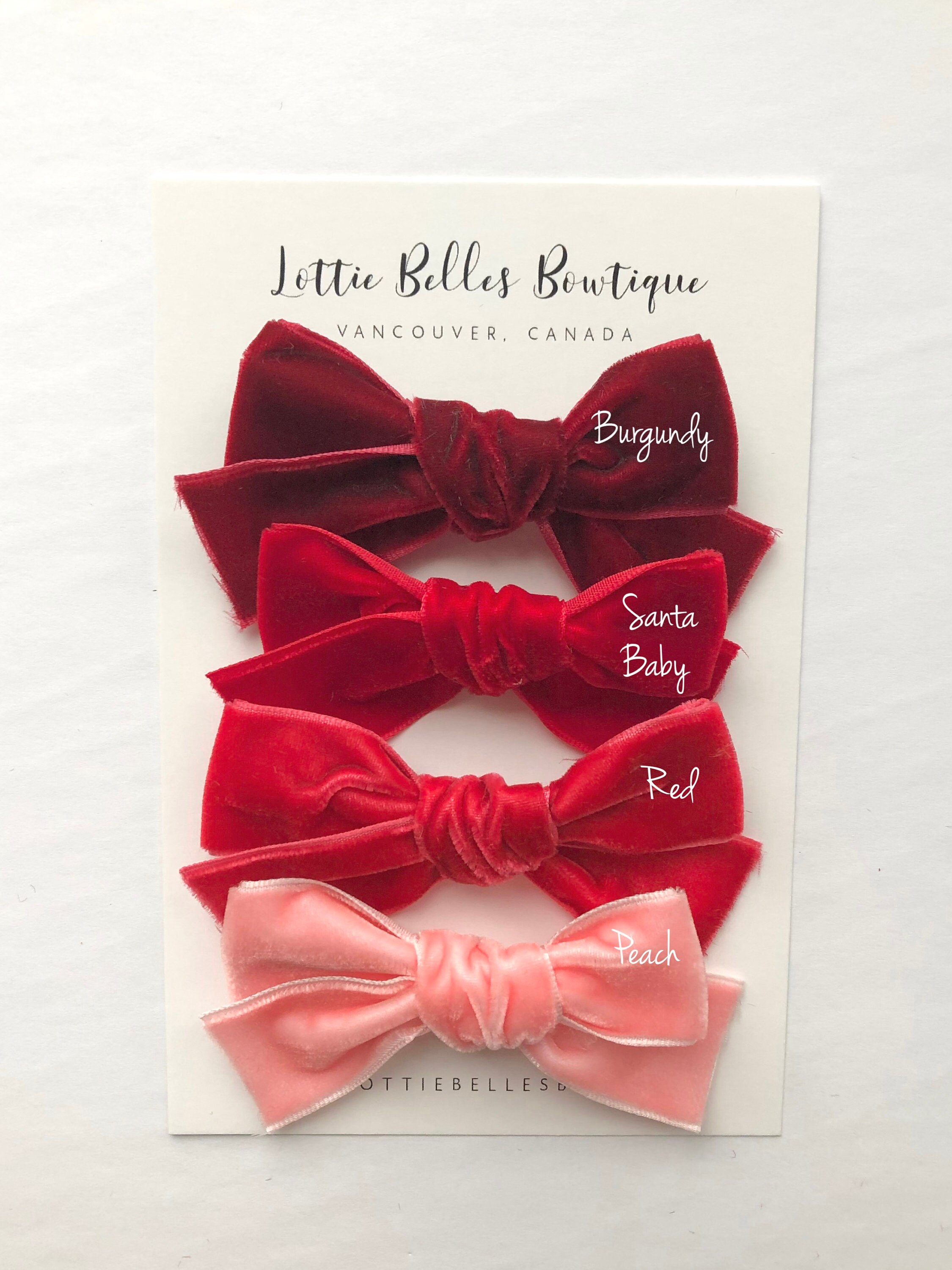 Itty bitty velvet bow 3 pack Newborn baby bows - Etsy.de