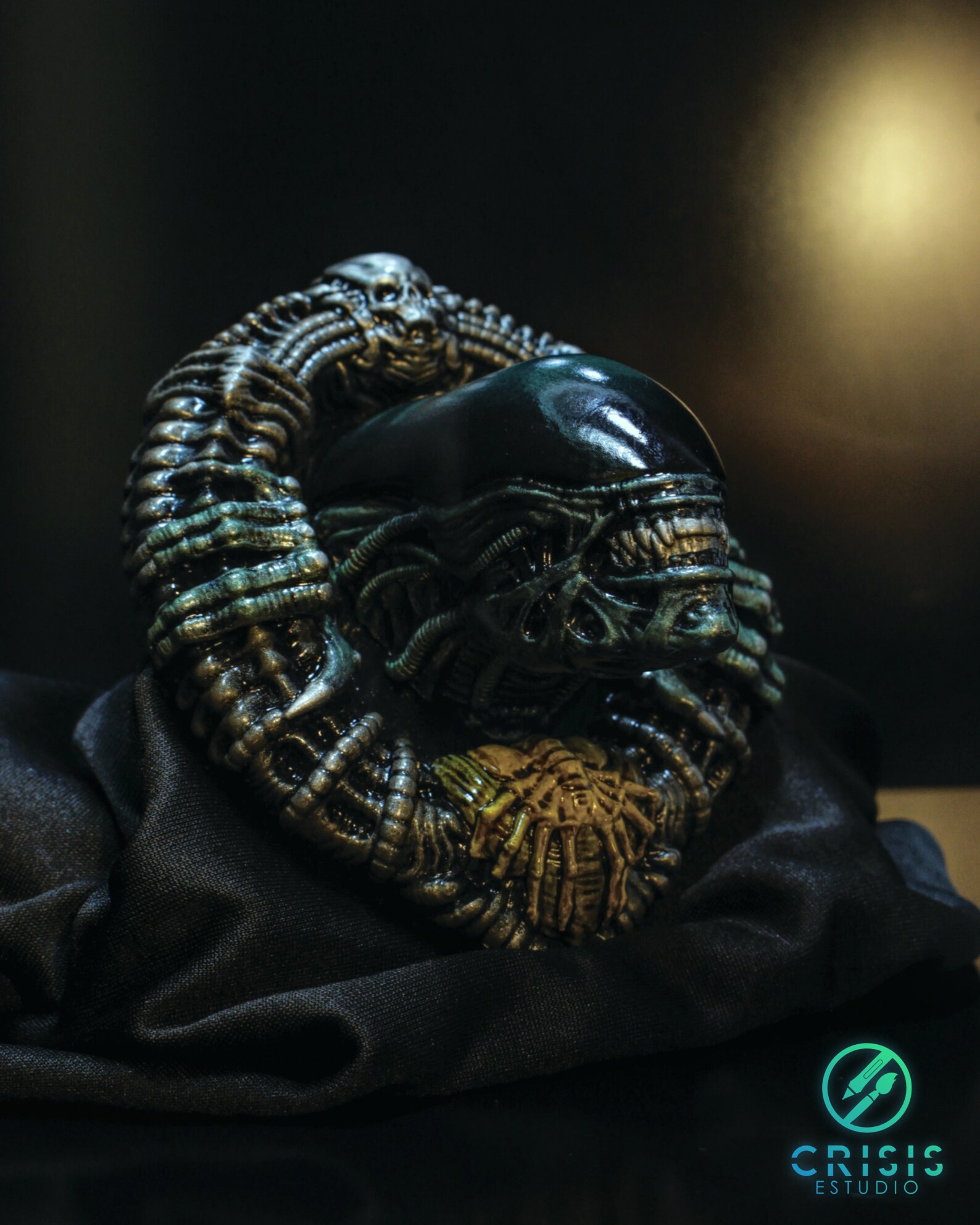 ALIEN XENOMORPH Resin wall Hanging Custom Statue - Etsy