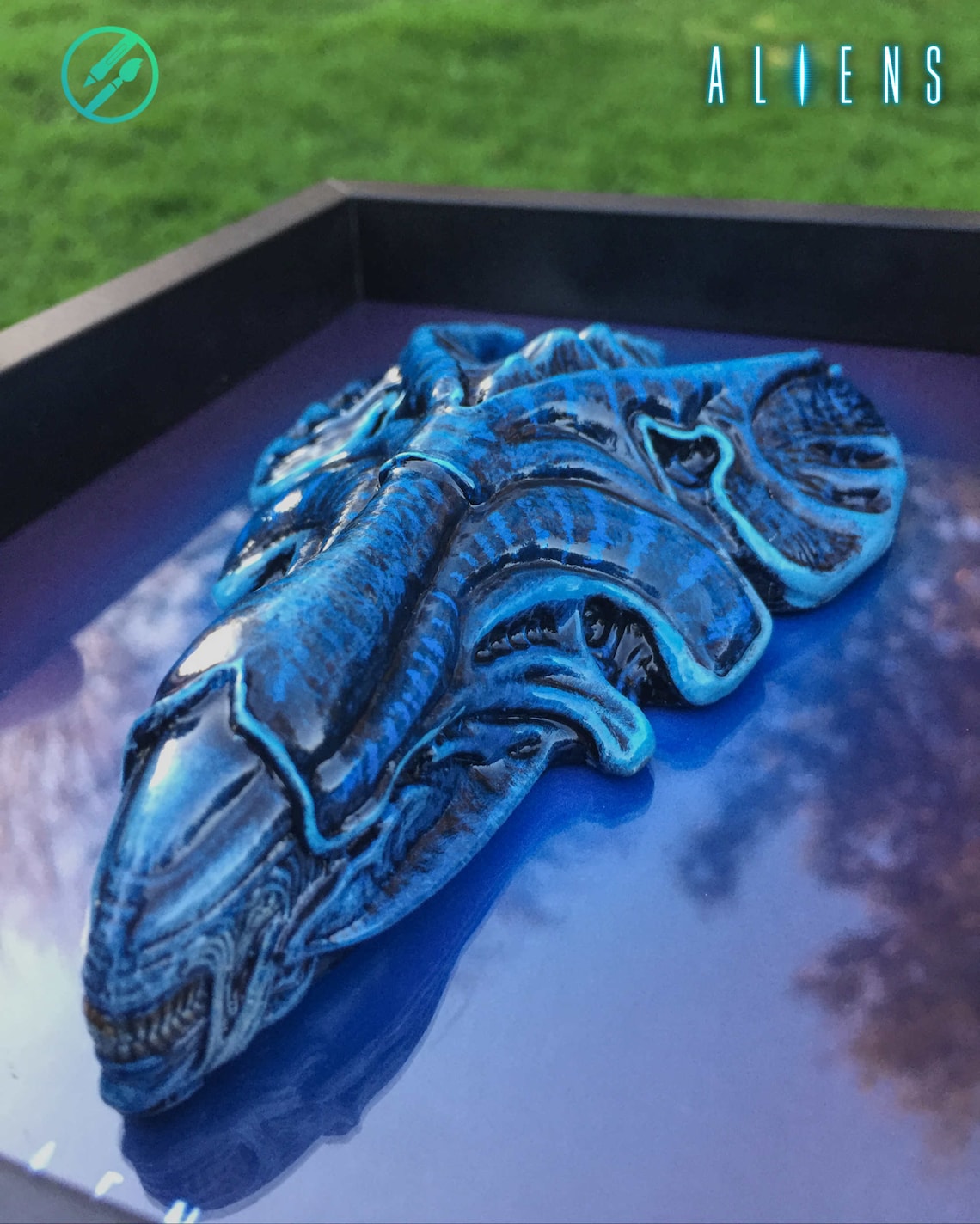 QUEEN ALIEN Resin Head Sculpture | Etsy