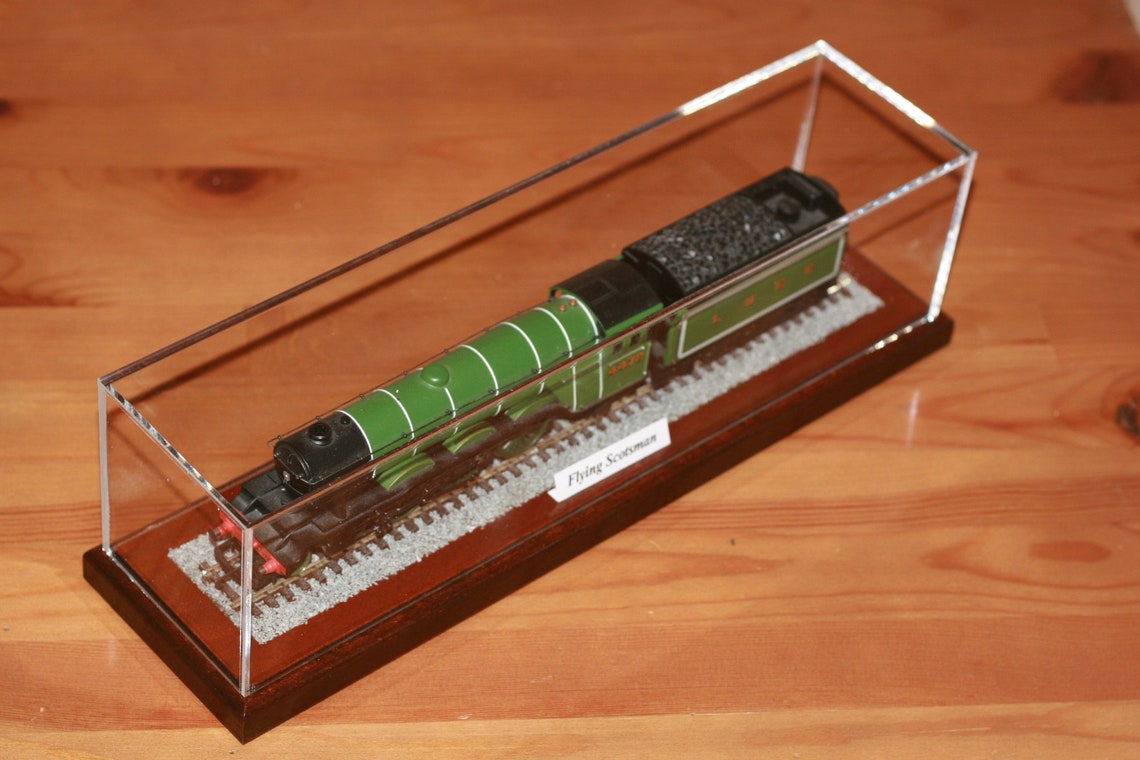 Display Case for a Oo Gauge Hornby Locomotive Train. - Etsy UK