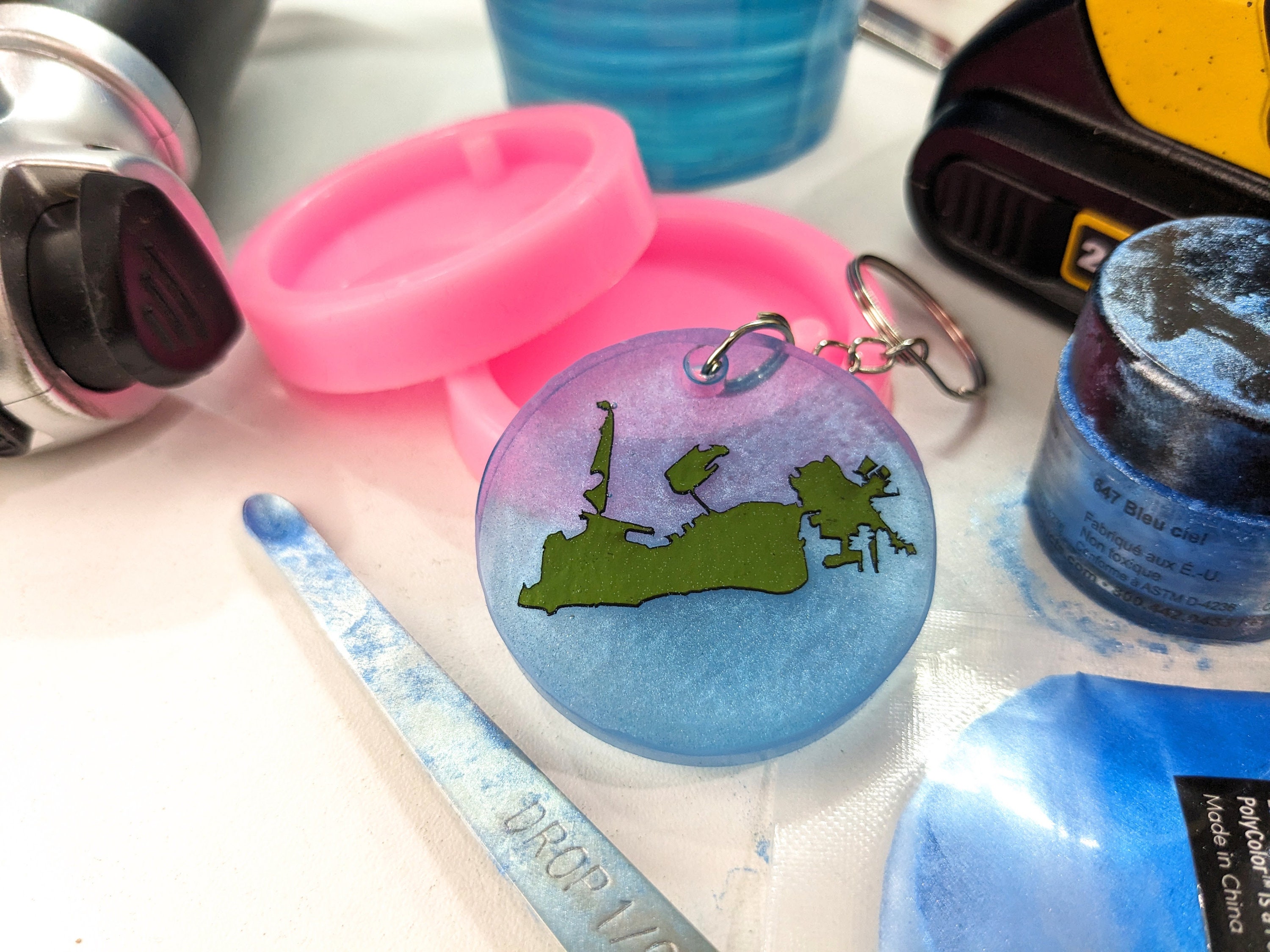 Key West Florida Silhouette Keychain, Charming Ocean Blue Resin ...