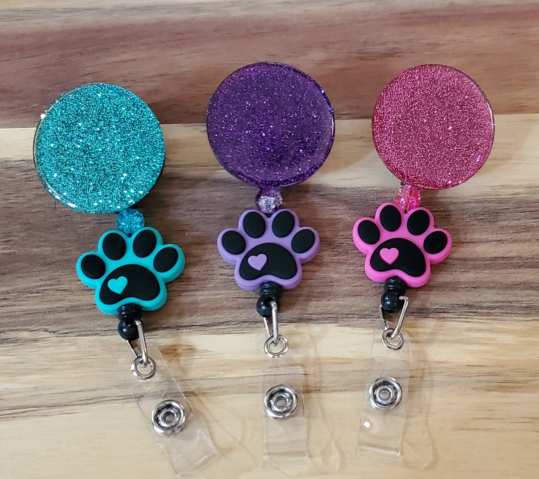 Personalizable Vet Badge Reel | Vet Tech Badge | Veterinarian Badge - Etsy