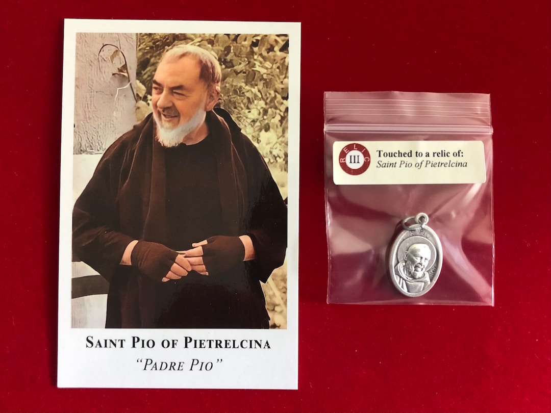 Saint Padre Pio Relic Medal Pack - Third Class Relic Holy Card & Medal ...