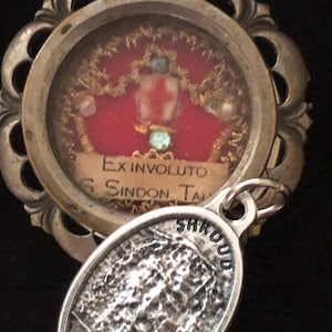 Holy Shroud of Turin Relic Medal Pack - Third Class Relic Holy Card ...
