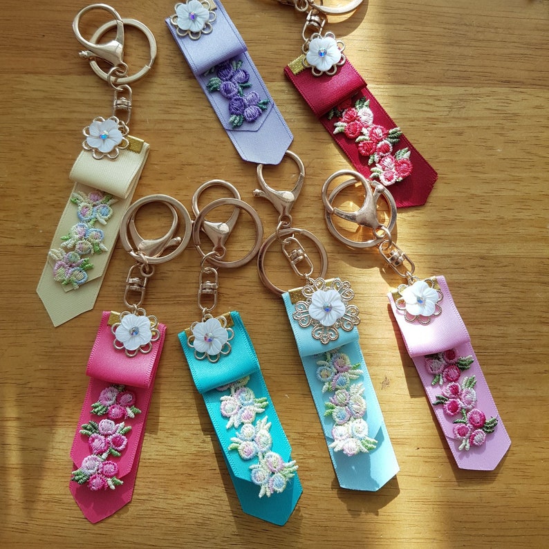 Daenggi Keychain Beautiful Korean Traditional Hanbok - Etsy