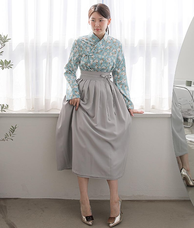 Hanbok Women Wrap Skirt, Beautiful Korean Modern Hanbok Casual Party ...