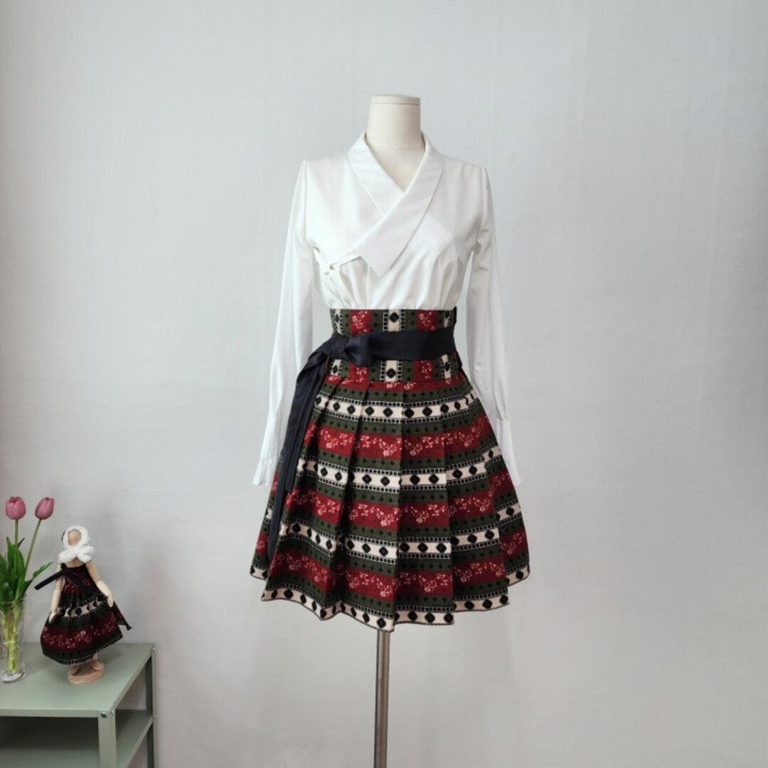 Hanbok Women Wrap Style Mini Skirt, Beautiful Korean Modern Hanbok ...