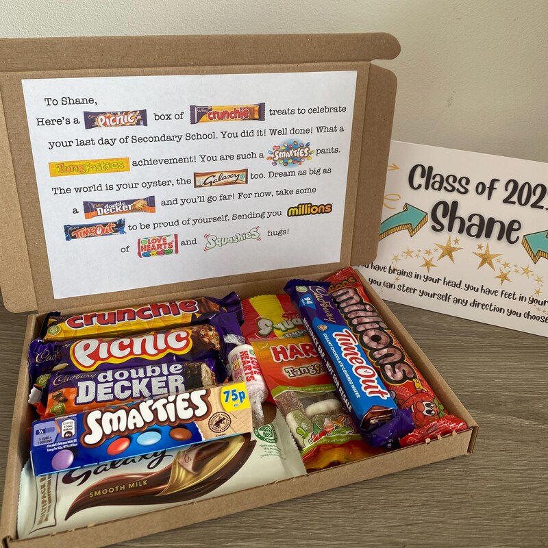 School Leaver Gifts - 60+ Gift Ideas for 2025