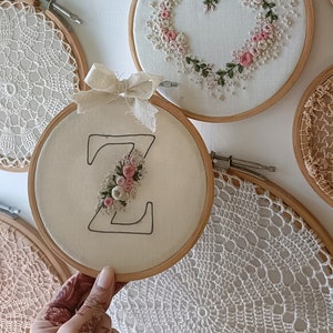Letter A Z Embroidery Kit Floral Alphabet Embroidery, Gift DIY Kit for ...