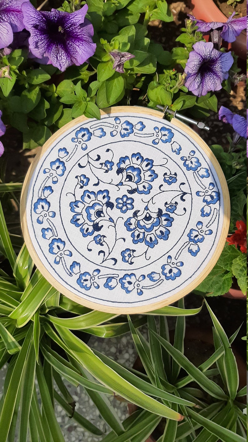 Indigo Floral Embroidery DIY Kit, Beginner Needlework (PDF Pattern) - Etsy