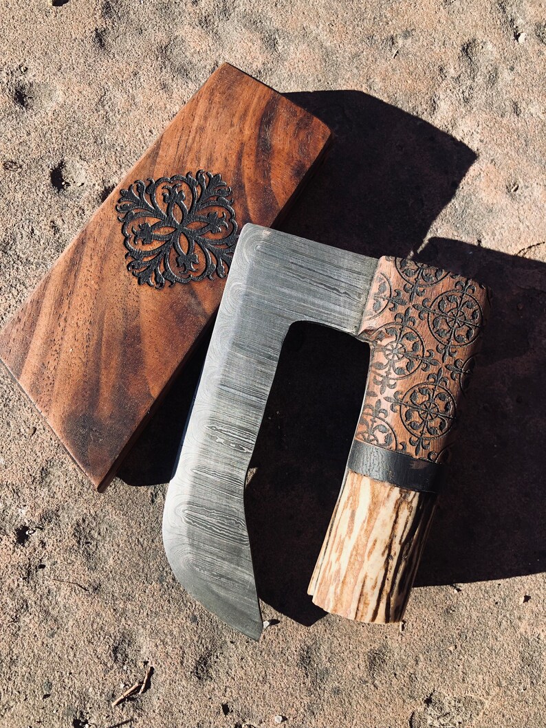 Custom Damascus Ulu, Hand Forged Damascus Skinner Knife With Deer ...