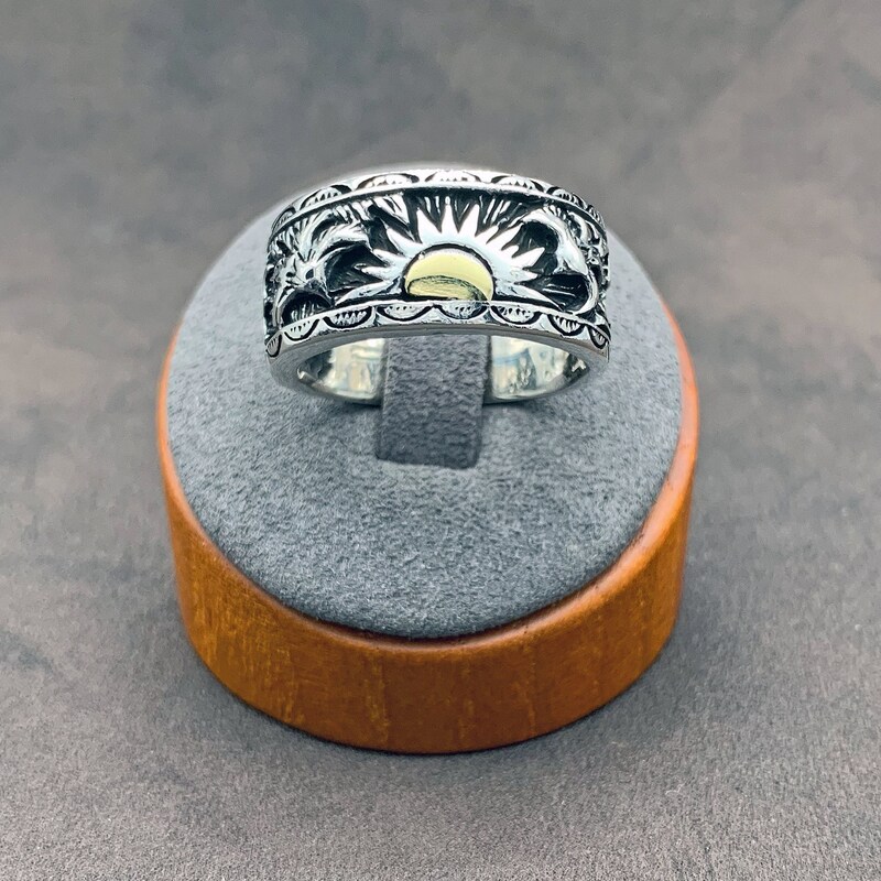Sun Signet Ring - Etsy