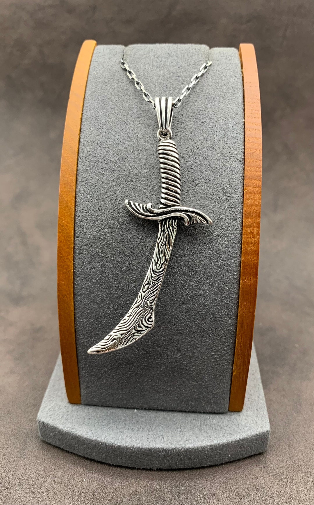 925 Sterling Silver Scimitar Sword Pendant & Chain. Detailed Solid ...