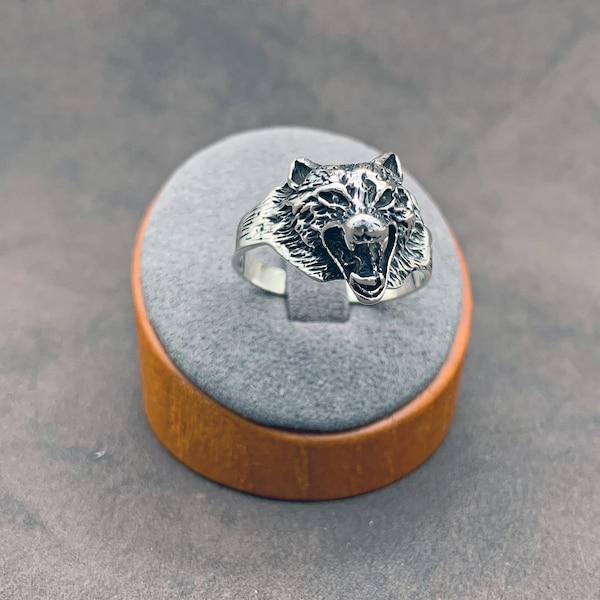 Silver Wolf Ring - Etsy