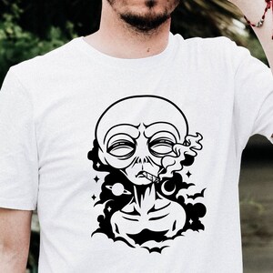 Smoking Alien SVG File Alien Smoking Svg Alien Svg Alien - Etsy