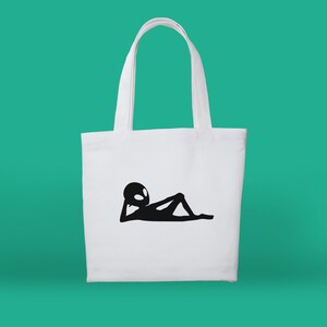 Funny Alien Pose Svg, Funny Alien Silhouette, Funny Alien Pose Png ...