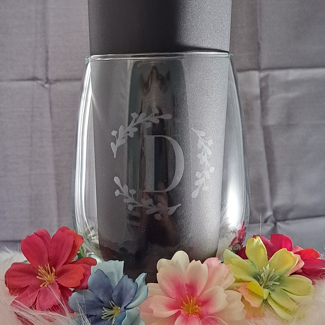 Custom Etched Wine Glasses Personalized To Perfection Etsy 2254