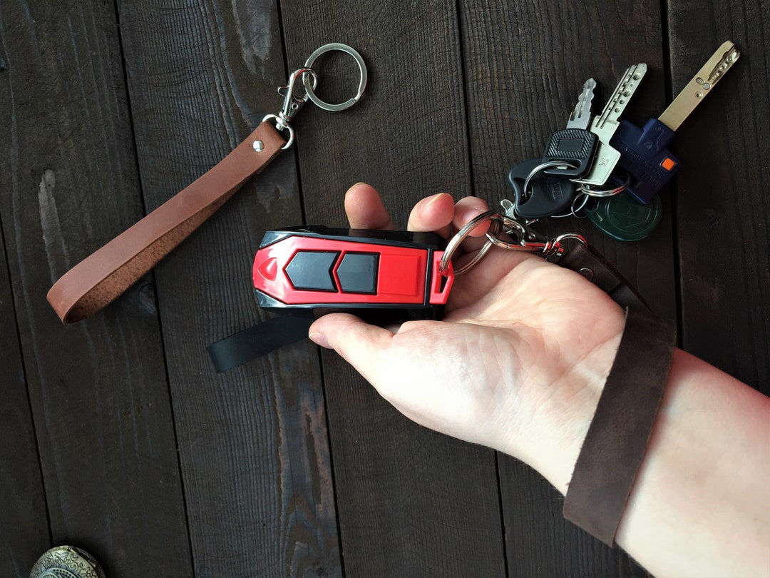 Personalized Leather Keychain: Handmade Italian Leather Key Fob - Etsy
