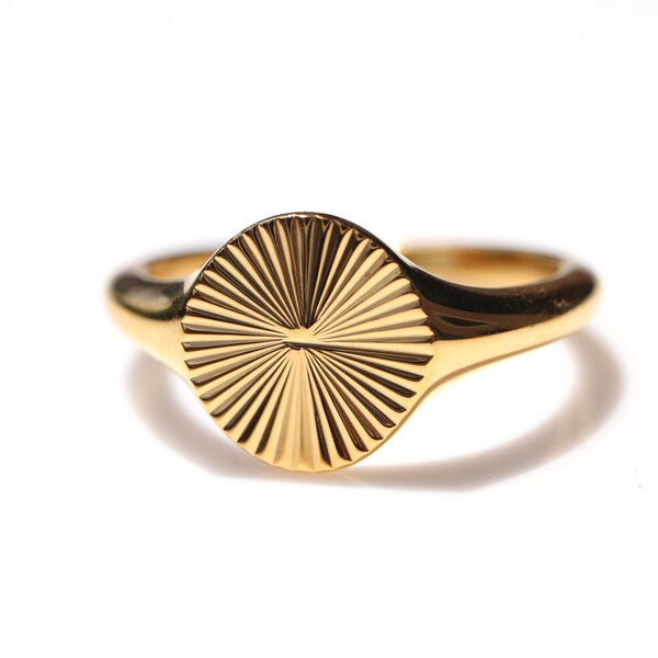 Sun Signet Ring - Etsy