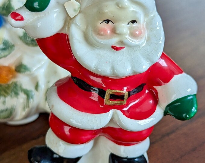 Vintage Japan Santa Claus Waving a Candy Cane Ceramic Salt or Pepper ... Vintage Japan Santa Claus Waving a Candy Cane Ceramic Salt or Pepper ...