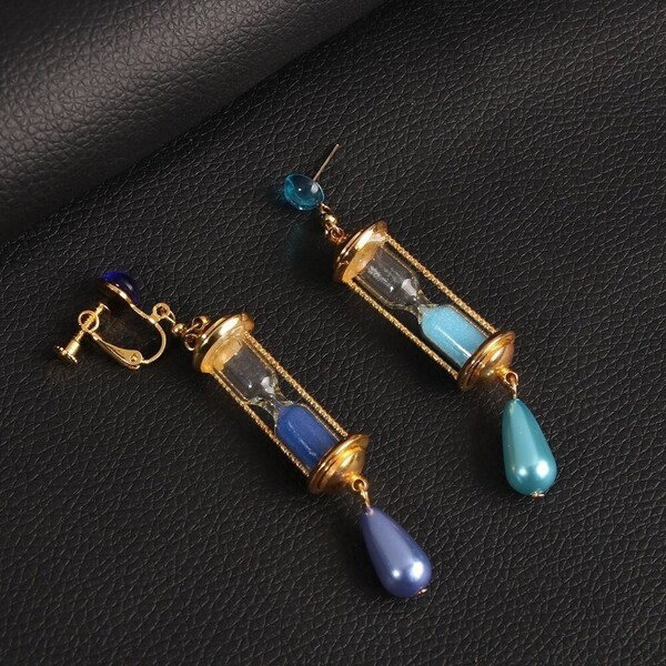 Vanitas Earrings - Etsy