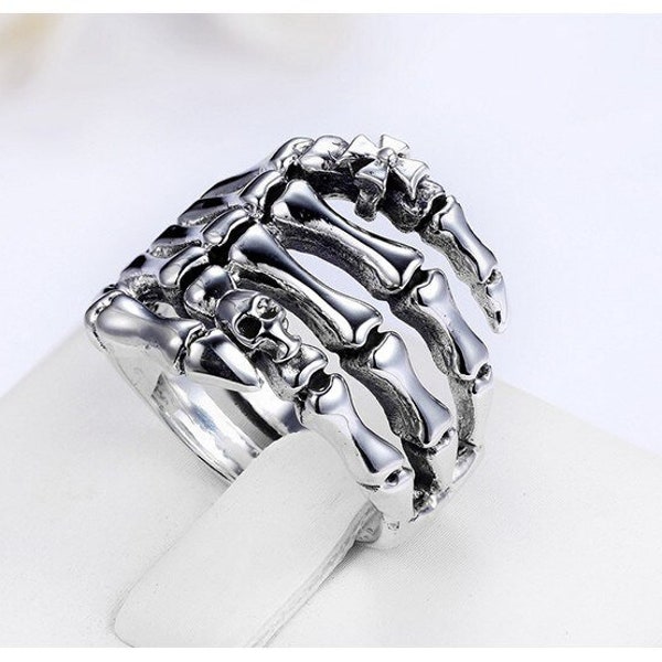Skeleton Hand Ring - Etsy