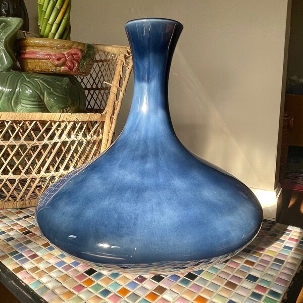 Ceramic Curvy Blue Vase - Etsy