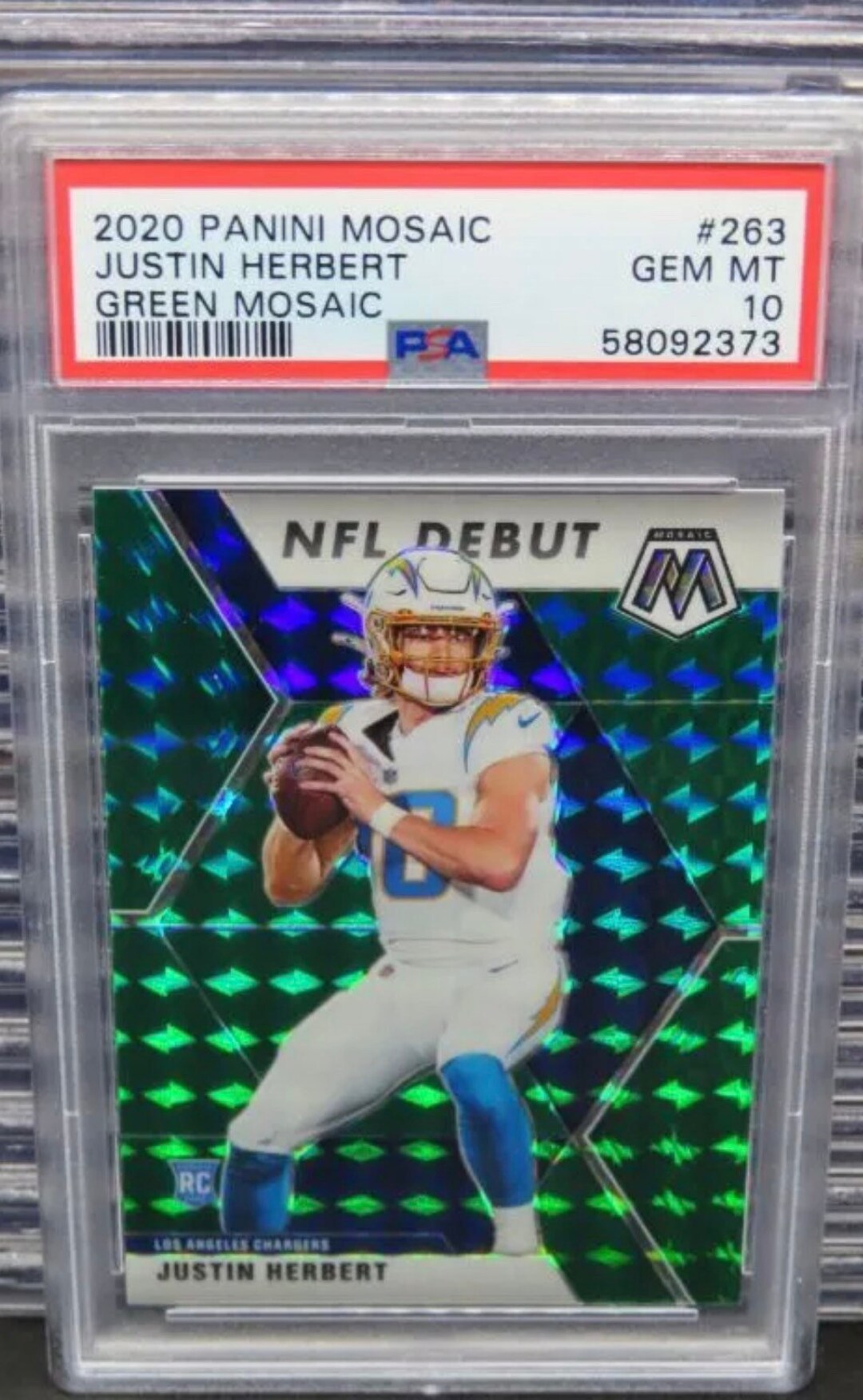 Justin Herbert Rookie Card 2020 Panini Mosaic Green Refractor PSA ...