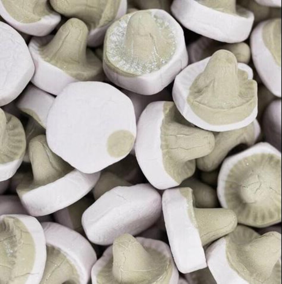 Violet & Licorice Marshmallow Chanterelles – Unique Swedish Foam Candy ...