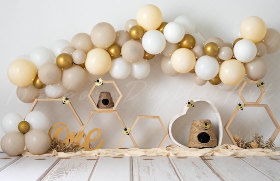 Bee Backdrop Honeycomb Backdrop Printable Backdrop Bee - Etsy