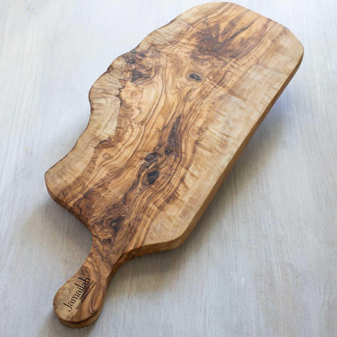 RUSTIC CHOPPING Board Olive Wood I Handcrafted I Free Engraving I Gift ...