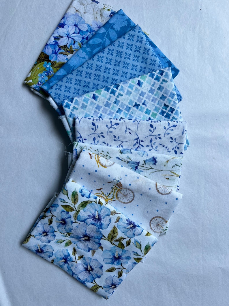 Blue and White Fat Quarter Bundle, Floral Fat Quarters, Blue Fabric, 8 Fat Quarters, 2 Yards ...