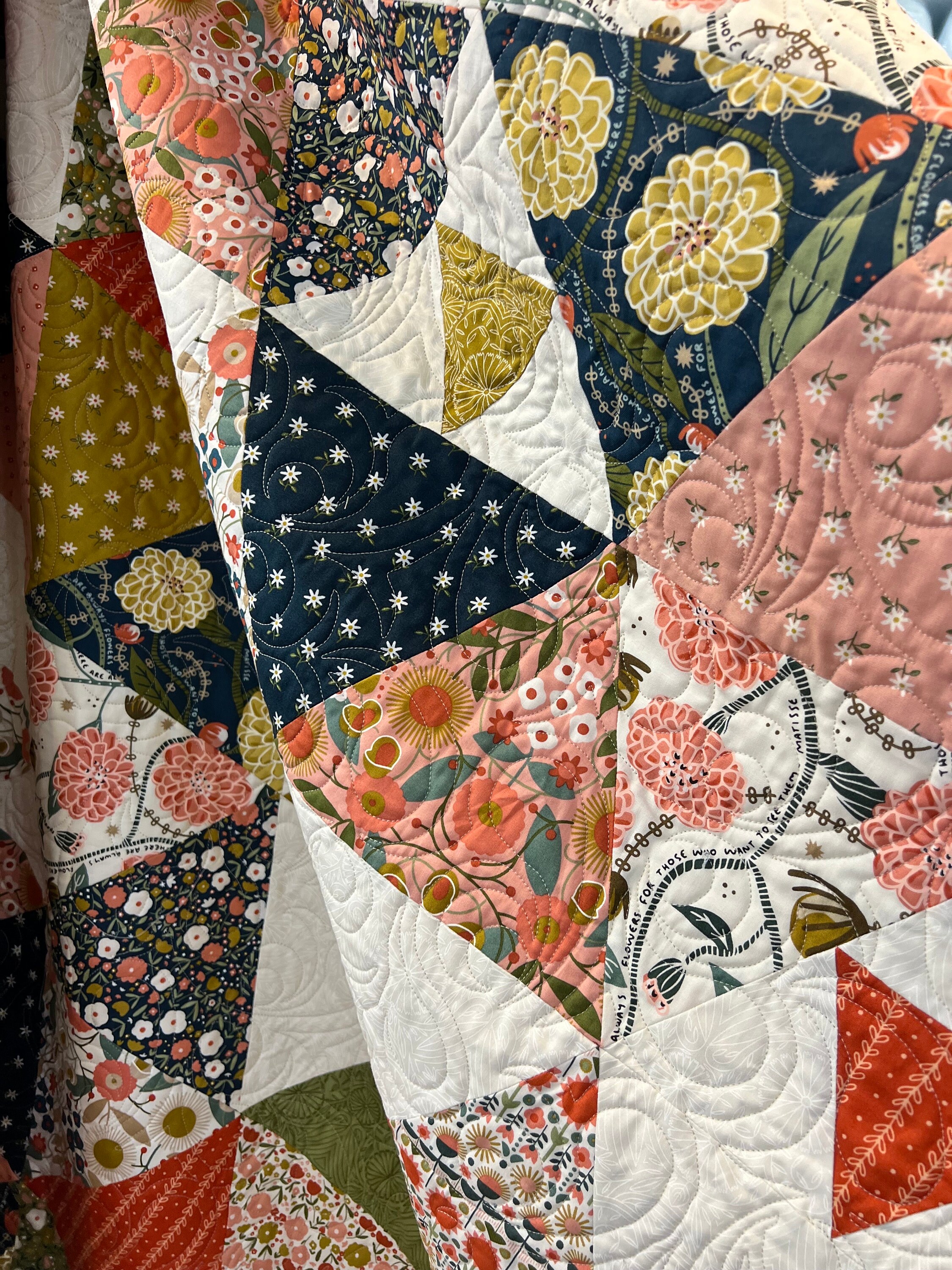 Pyramid Quilt Kit, Imaginary Flowers Fabric Quilt Kit, 55 X 72 Throw ...