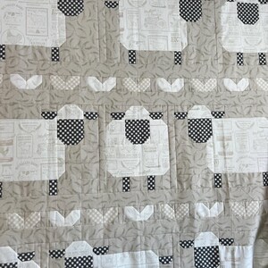 Here Little Sheep Quilt Kit, Stacey Iest Hsu Quilt, Sheep Quilt, 48 X ...
